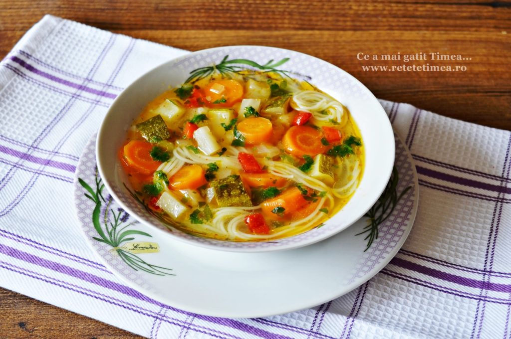 Supa de legume cu taitei - Retete Timea